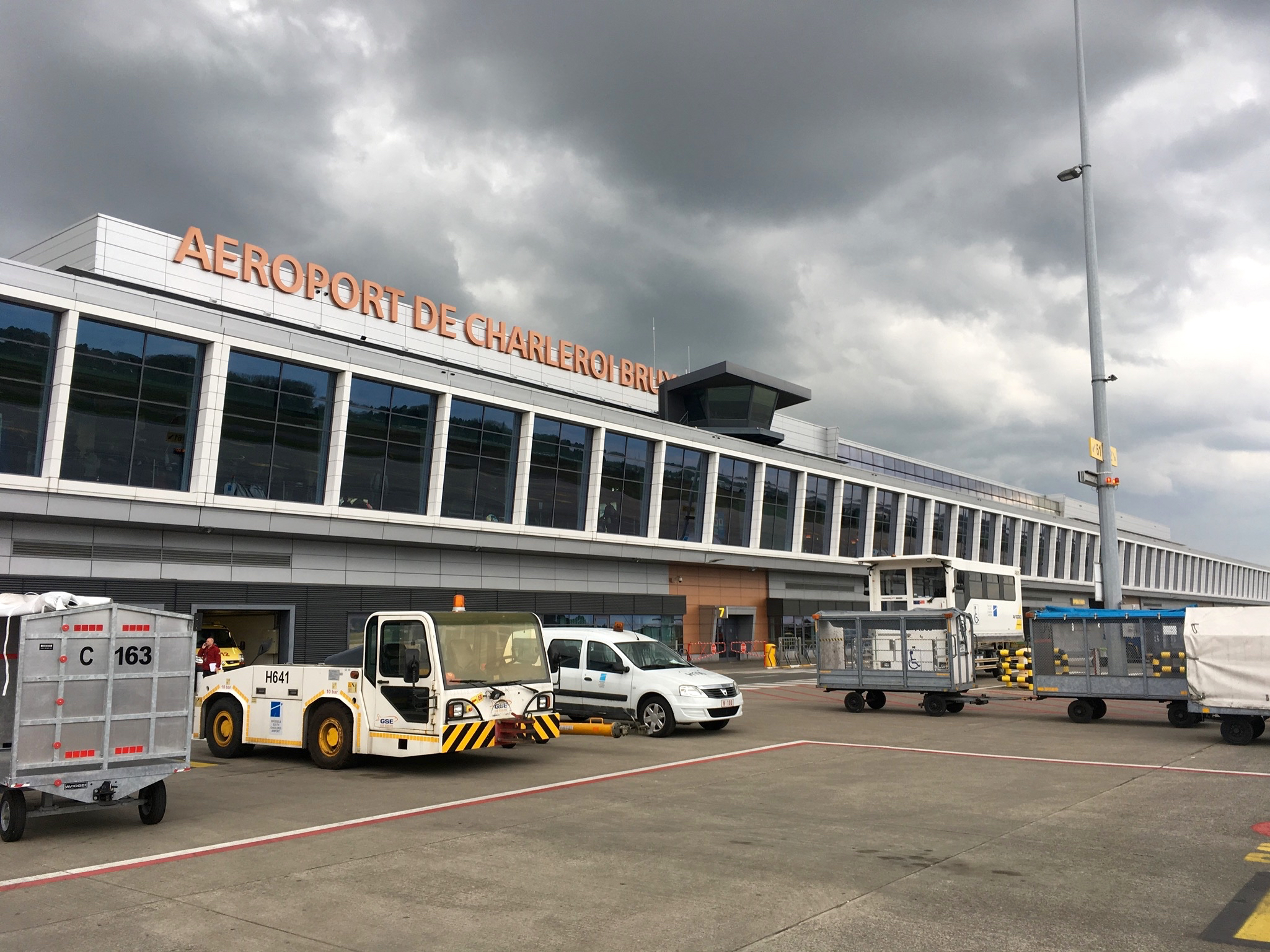 L’aéroport de Charleroi annonce la reprise des vols, avec de nouvelles ...